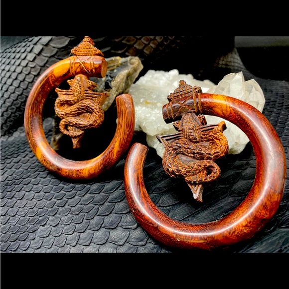 Vedora | Jewelry | Vedora 2mm Wooden Trianglesnake Hand Carved Hoops ...